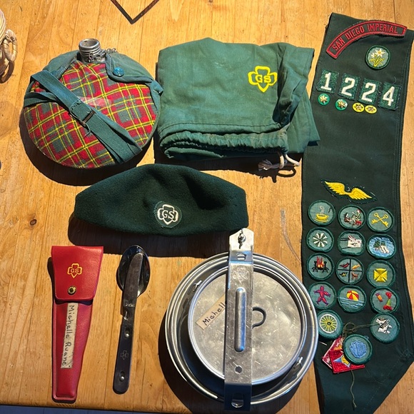 Girl Scouts of America | Other | Vintage 96s Stash Of Official Girl ...